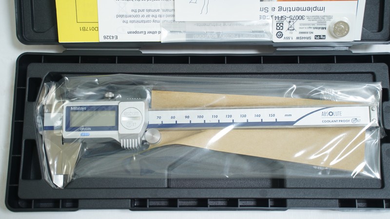 Thước cặp điện tử Mitutoyo 500-702-20 0-150mm x 0.01 - Giải Pháp Đo Kiểm